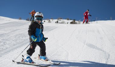 Station Montclar Les 2 Vallées - Le ski en famille à 2h de Marseille